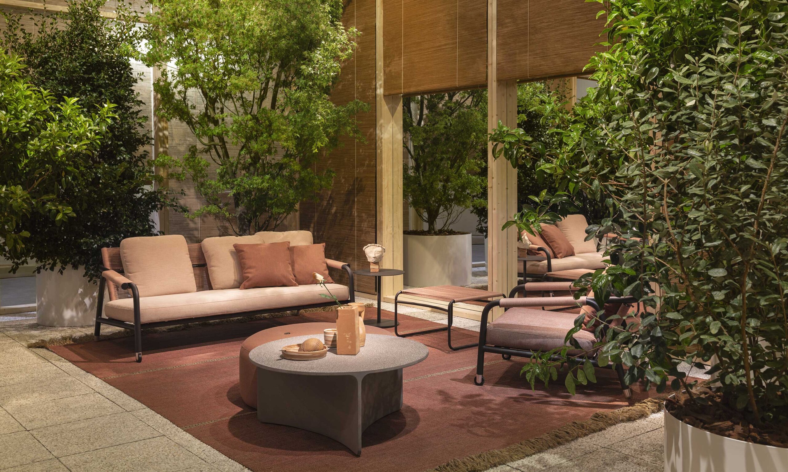 Natural Emotion: at the 2023 Salone, the RODA collections in an enchanting garden setting - Roda