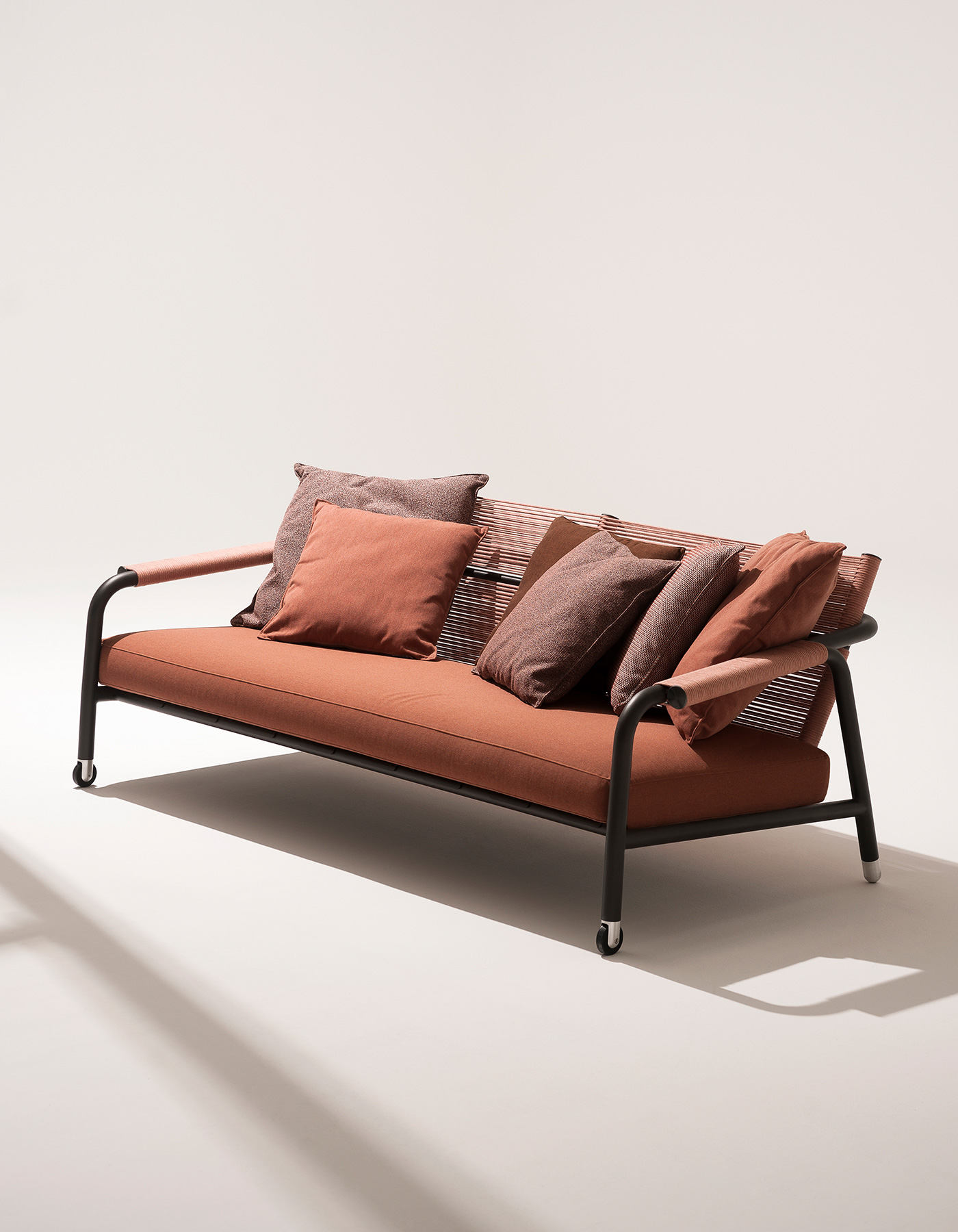 ASTRA Collection | Aluminium Outdoor Sofa and Lounge Chairs | RODA