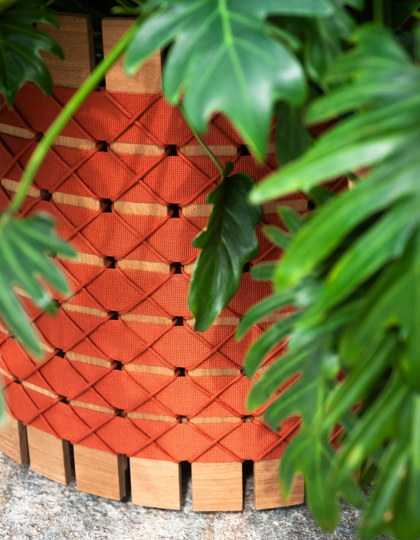 Wood and Rope Outdoor Planters - BARRIQUE | RODA
