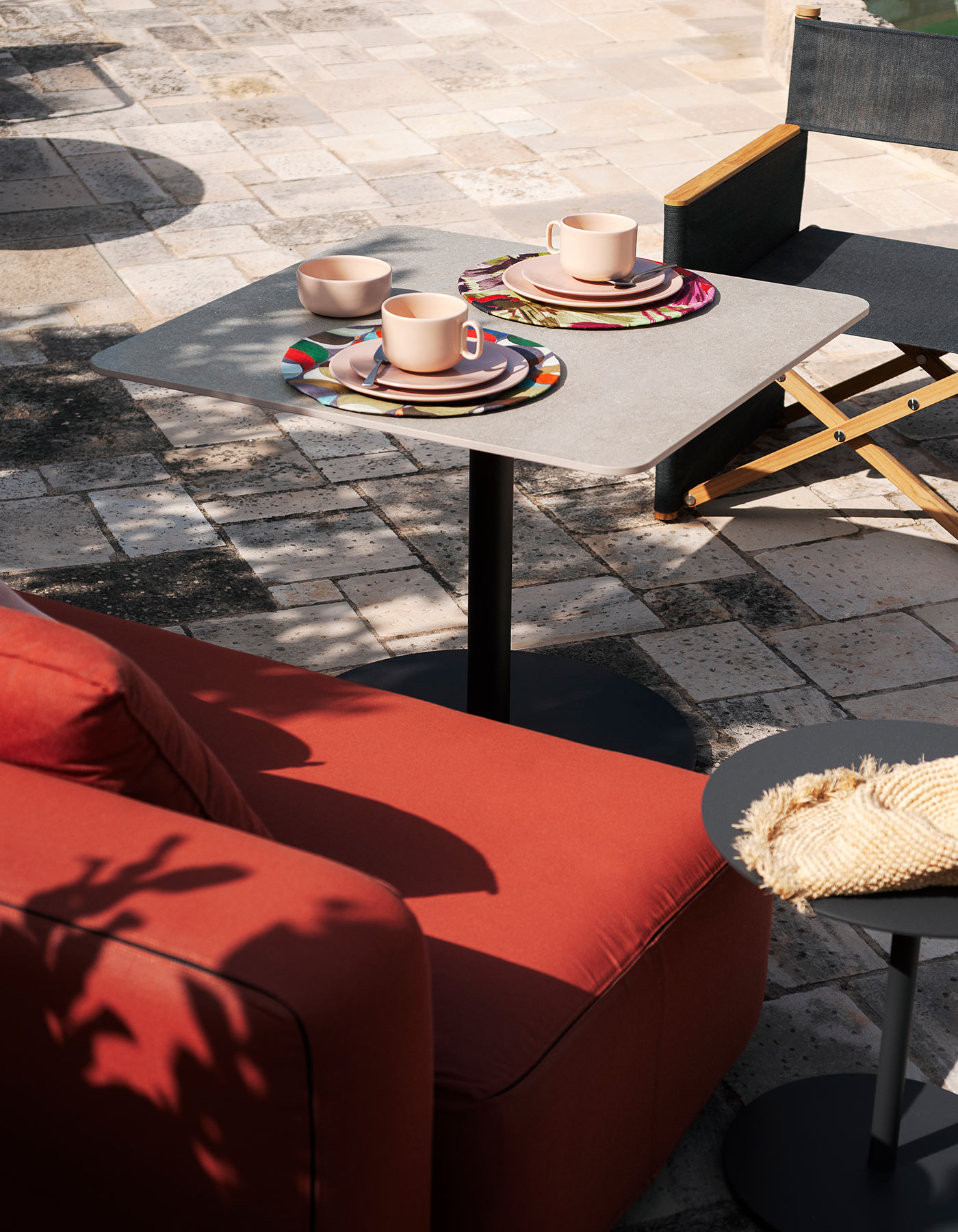 BUTTON Collection | Outdoor Bistro Tables | RODA
