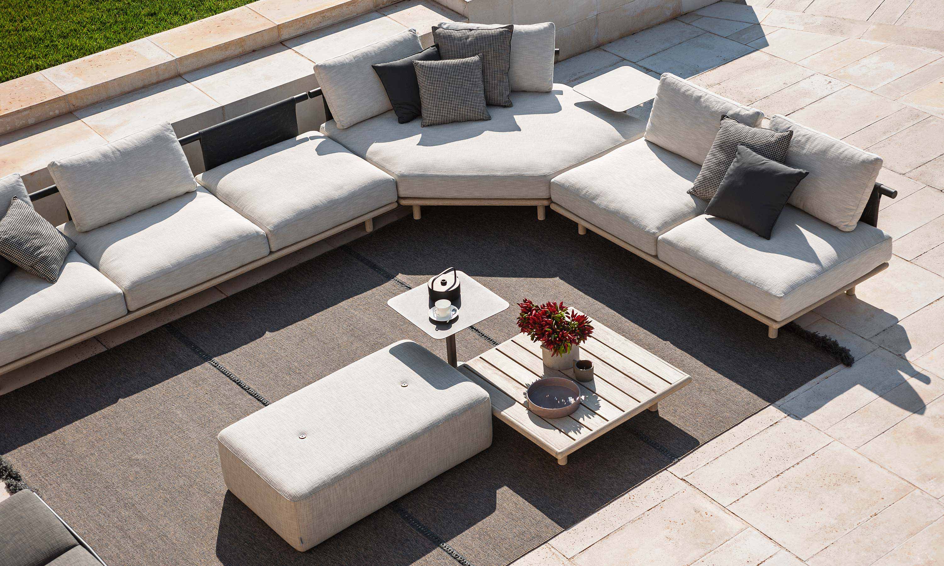 EDEN Collection | Outdoor Modular Sofas and Tables | RODA