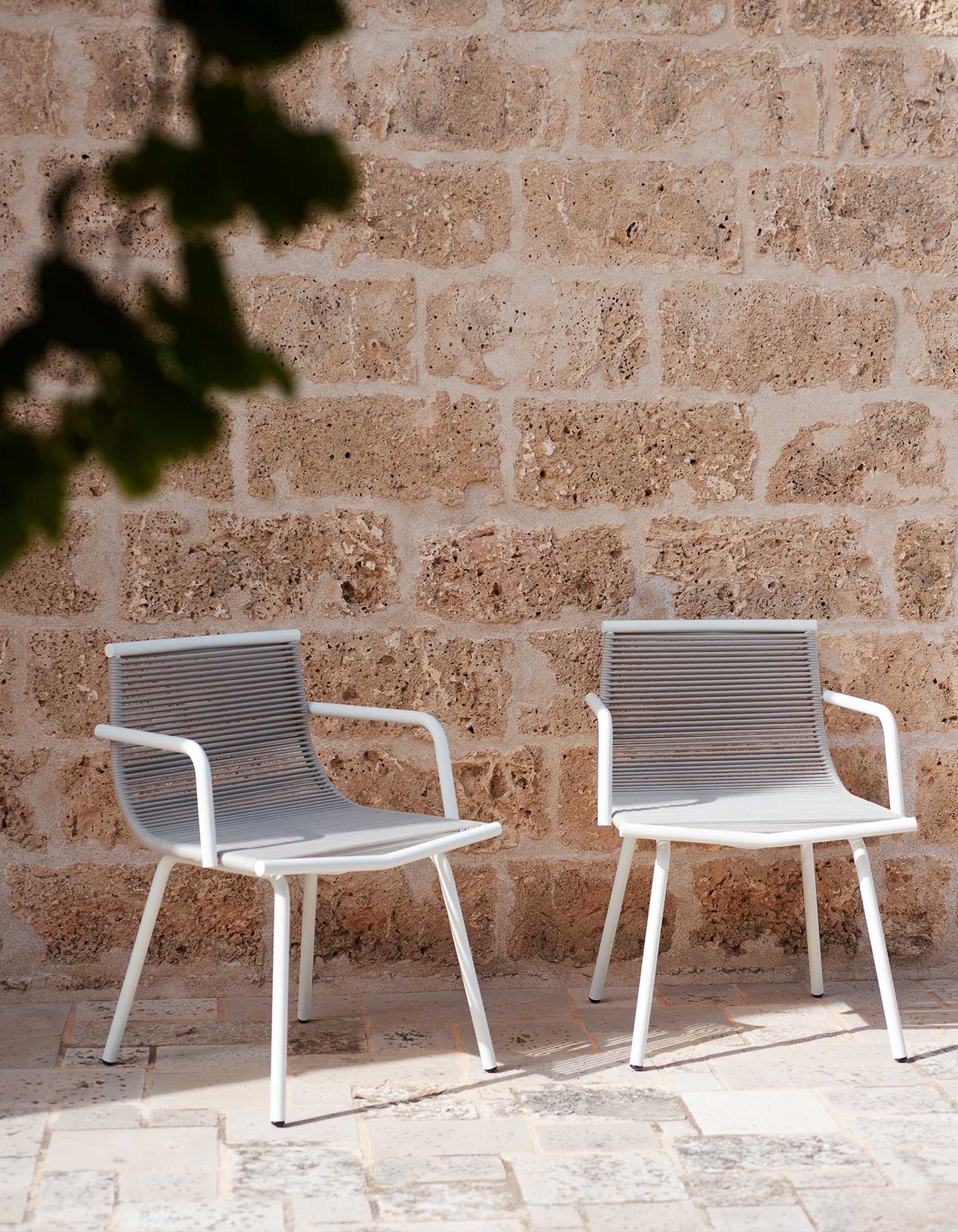 LAZE Lounge Chair Outdoor Collection | Tubular Design | RODA