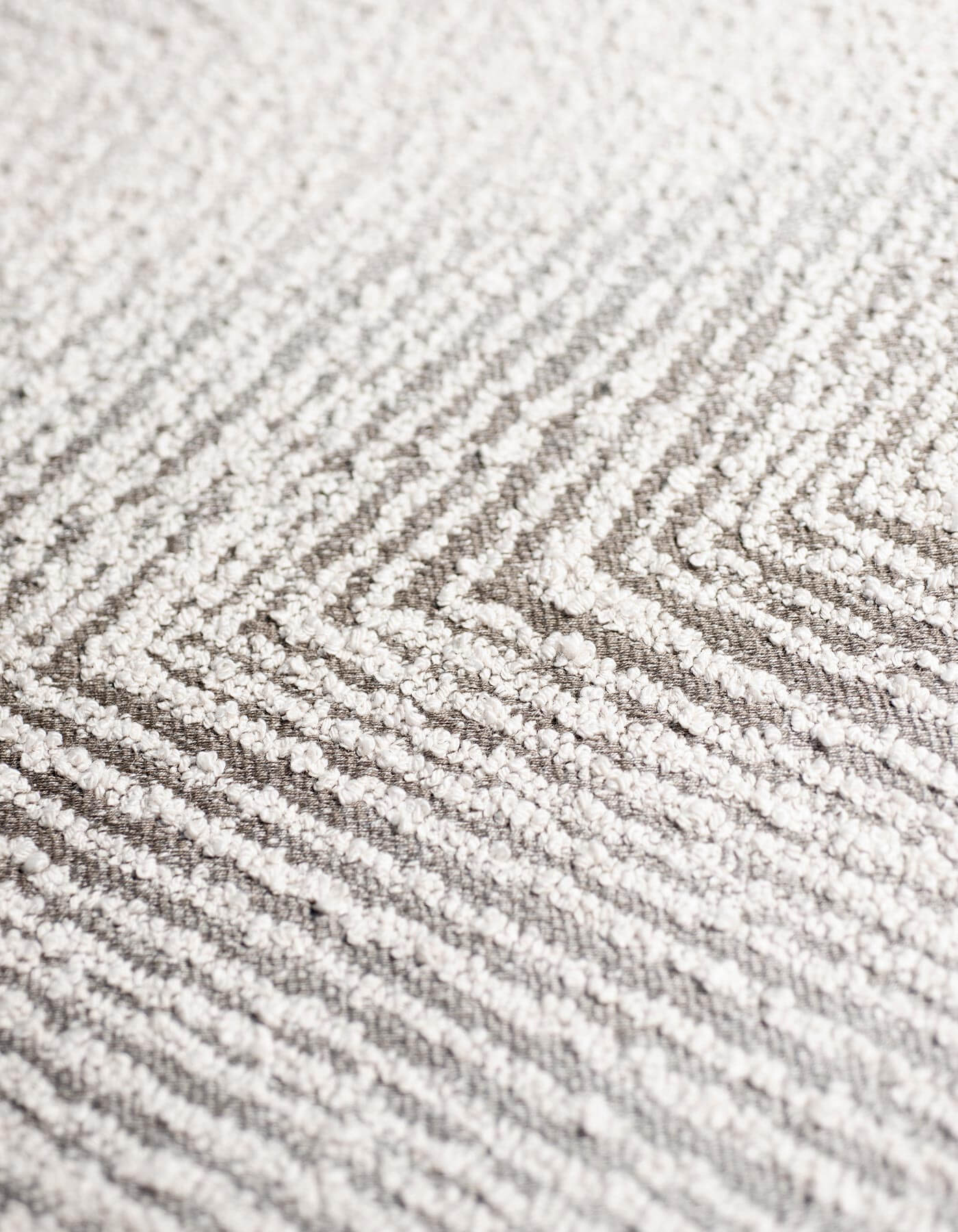 ARENA | Modern Outdoor Daybed with Elliptical Shape | RODA