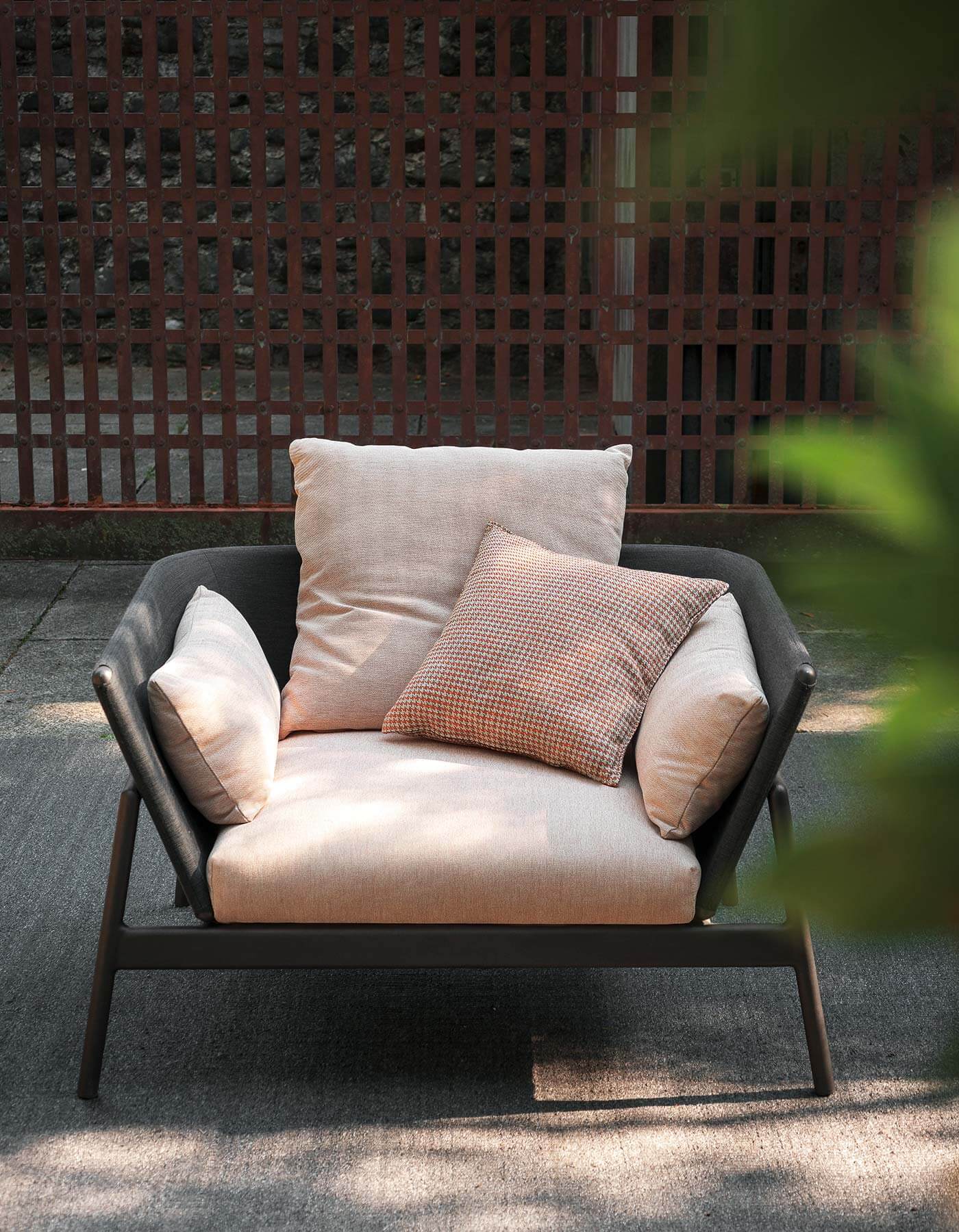 PIPER Italian Outdoor Sofa | RODA