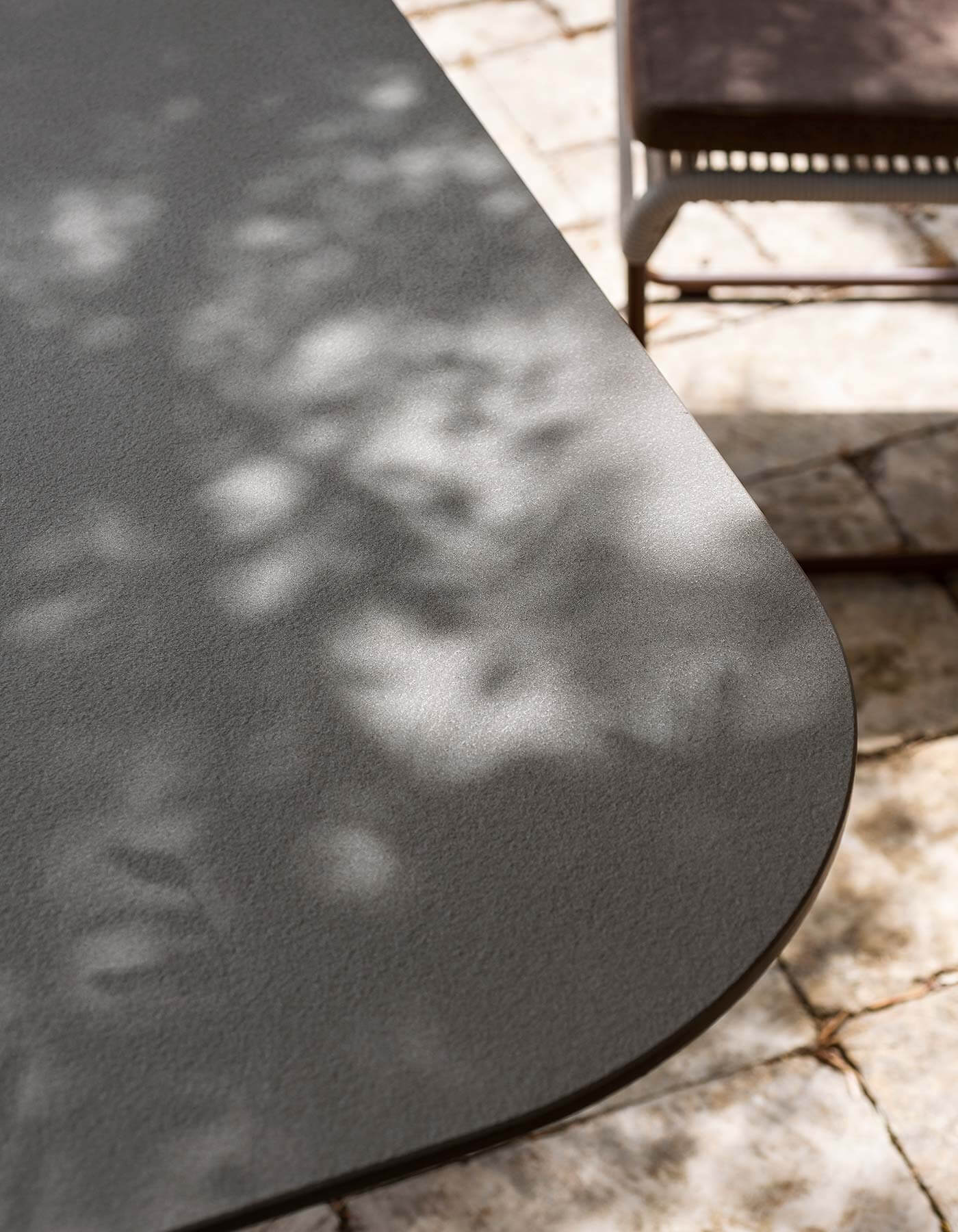 PIPER Extendable Table in Steel and Lapitec | RODA