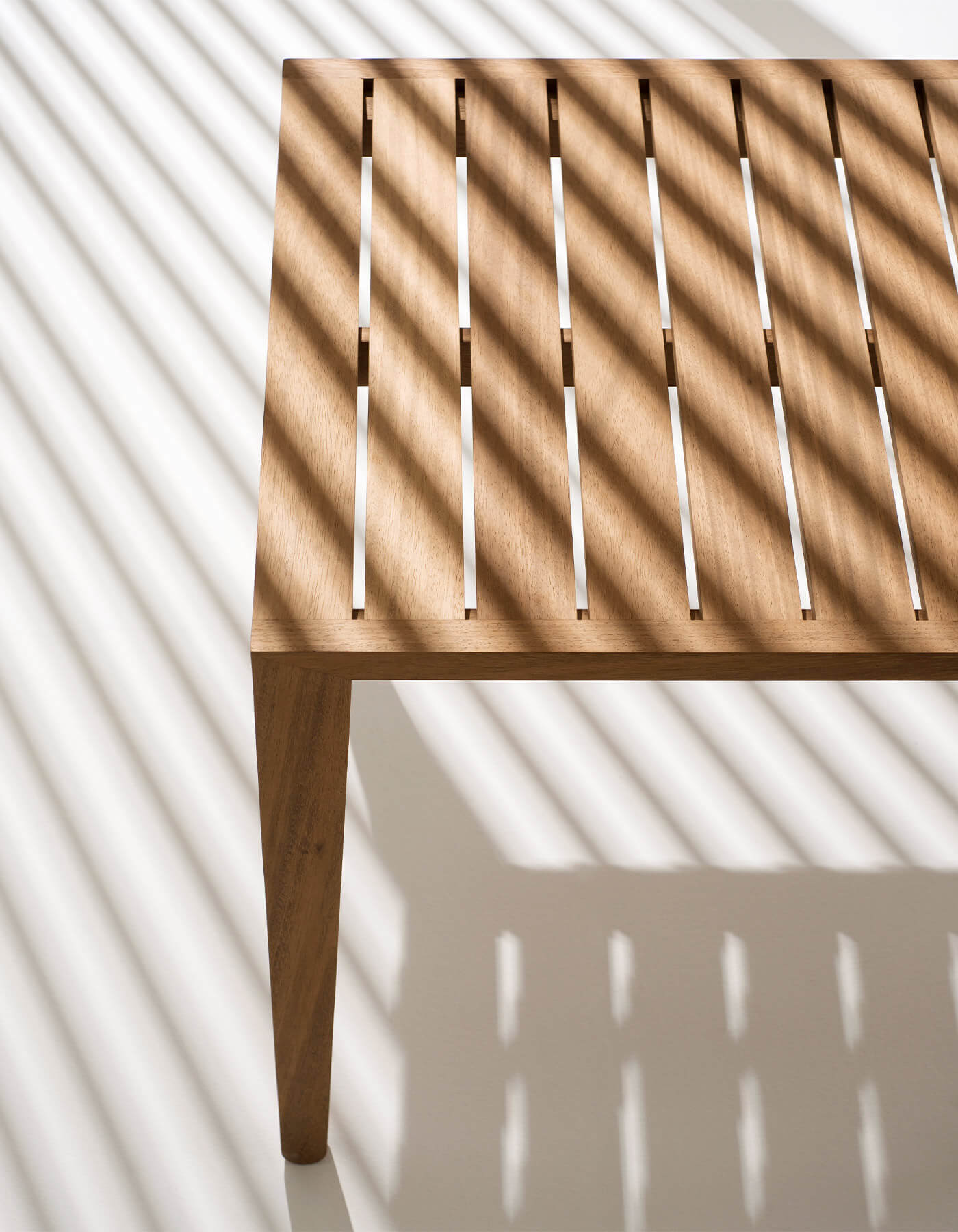 ZANIA: Seating and Outdoor Tables in Iroko Wood | RODA