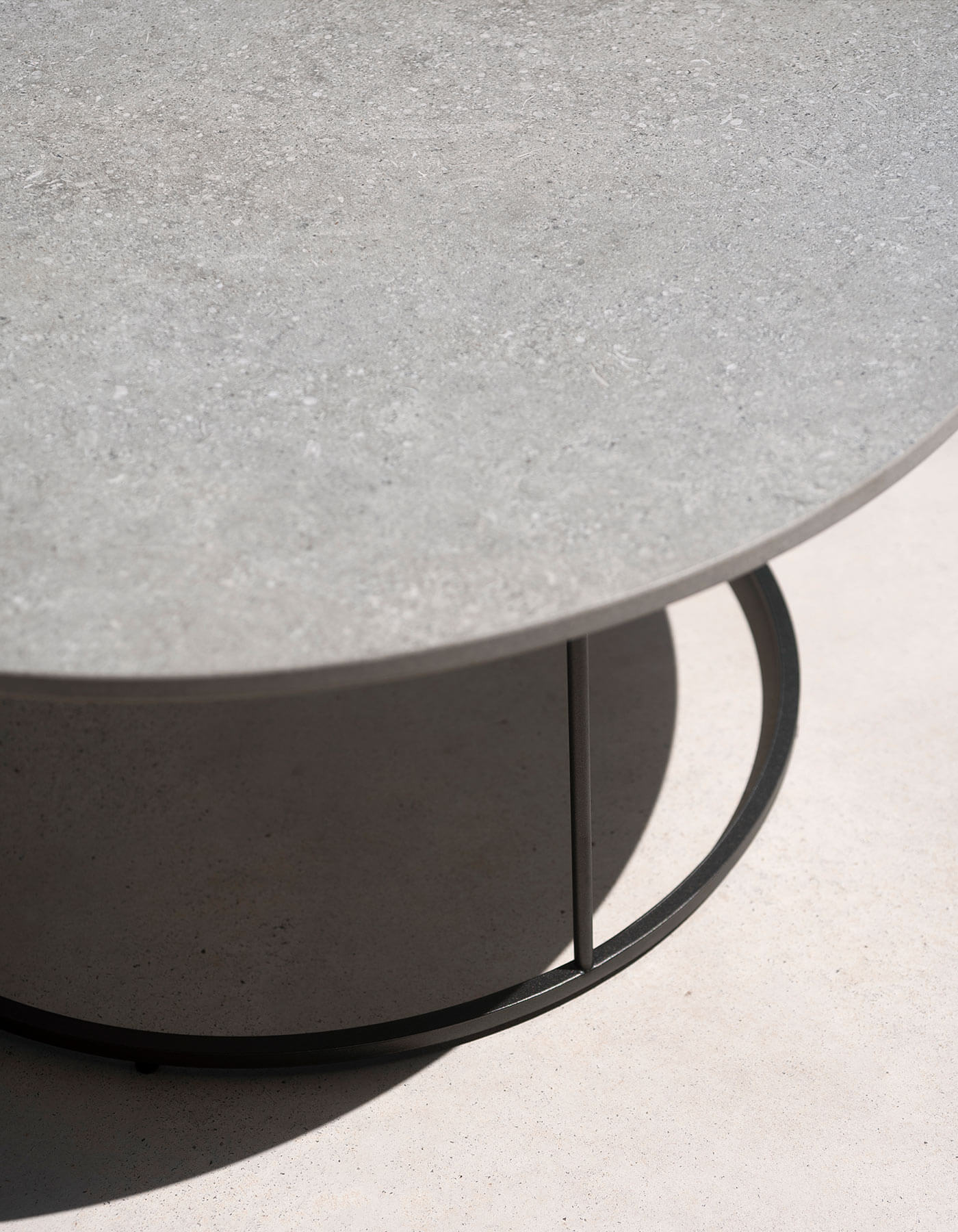 ZEFIRO | Metal Side Table and Low Table for outdooZEFIRO|Outdoor Metal ...